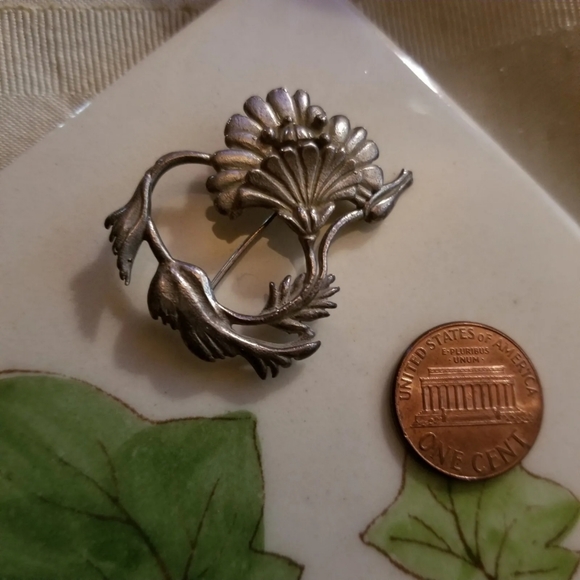 Jewelry | Vintage Sterling Silver Flower Broach Very Detailed And ...